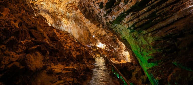 Minnetonka Cave | Bear Lake Valley CVB Utah and Idaho